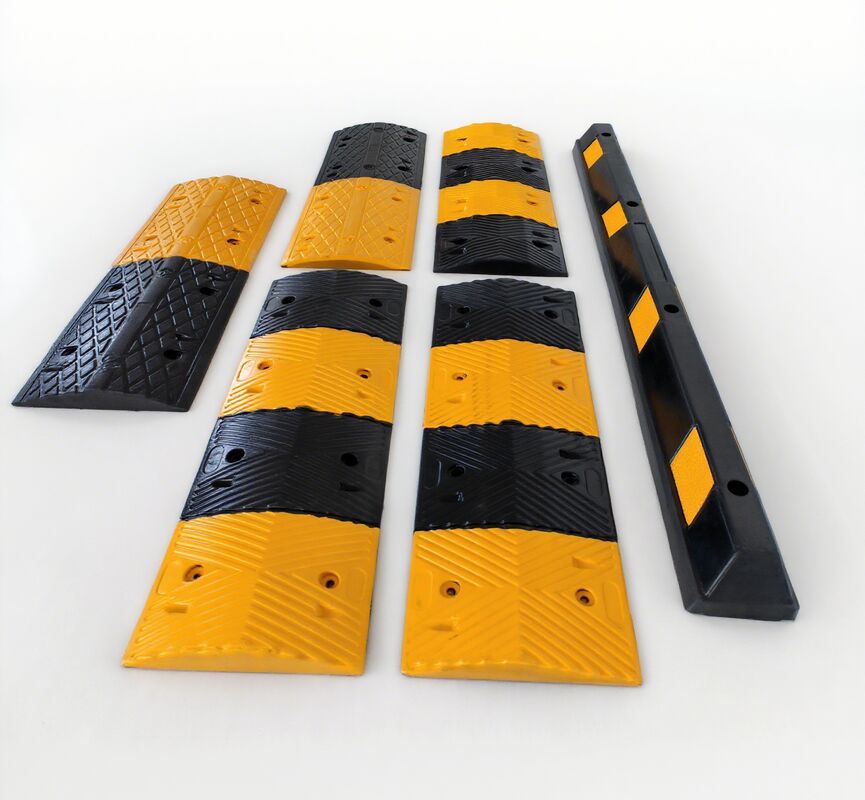 Heavy Duty Rubber Speed Bump for Secure Parking & Traffic Control
