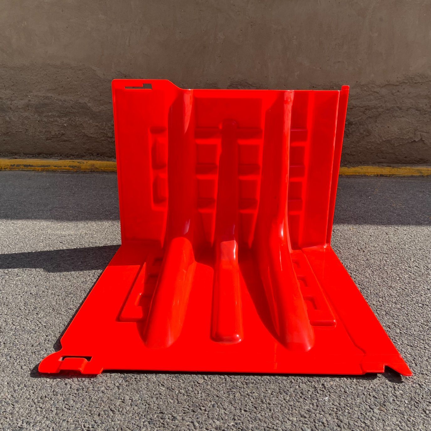 ABS L-Shaped Flood Control Barrier 52cm Height