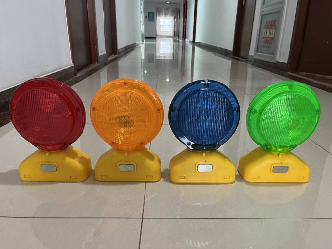 High Performance Heavy Duty Road Safety Traffic Systems LED Barricade ...