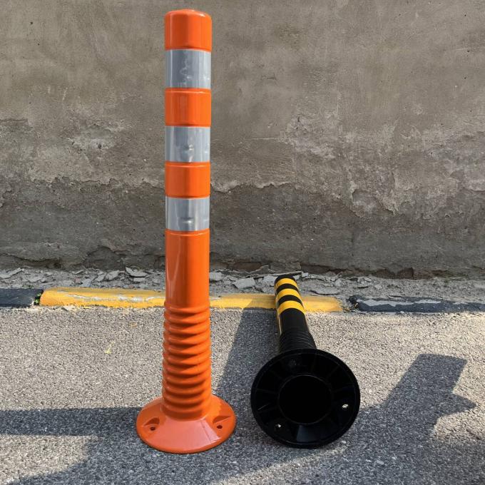 Black Color Road Safety PU Spring Flexible Delineator Post Traffic Bollards